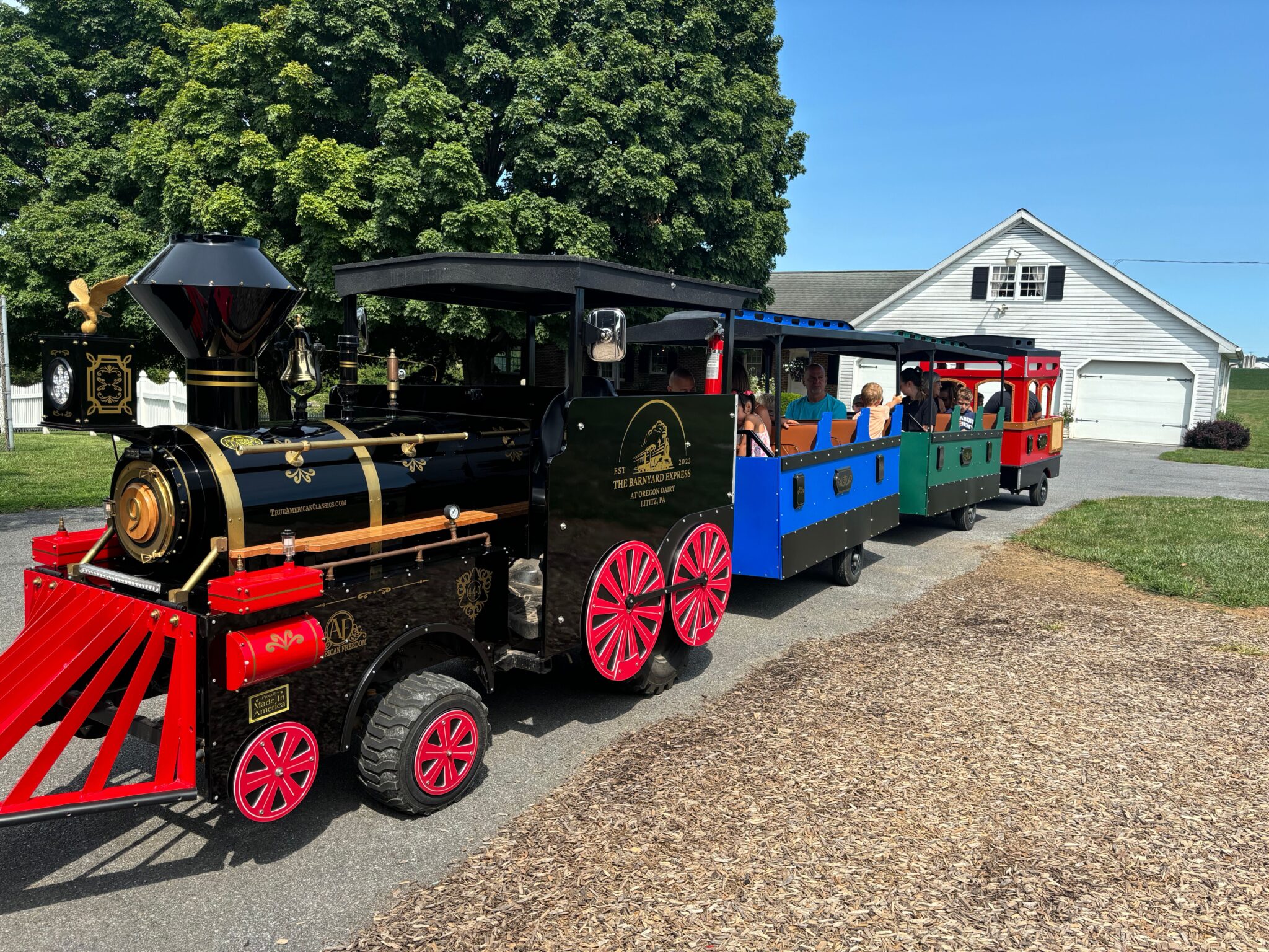 The Barnyard Express Train Ride - The Farmstead At Oregon Dairy